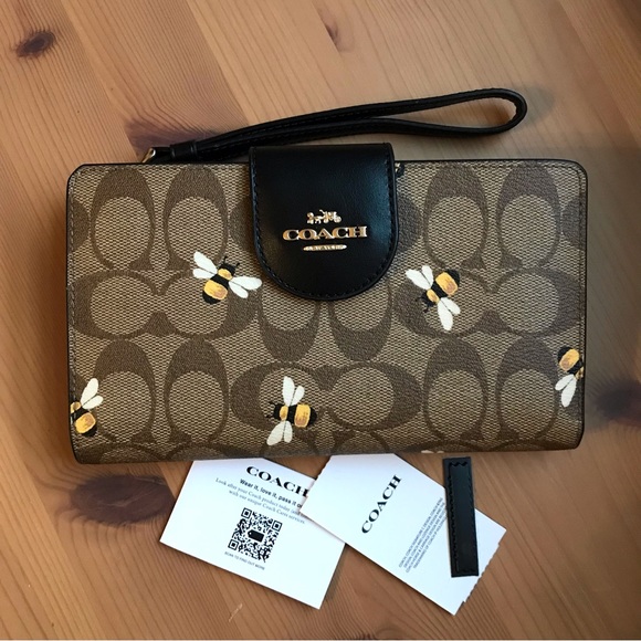Coach | Bags | Coach Tech Wallet In Signature Canvas With Bee Print ...